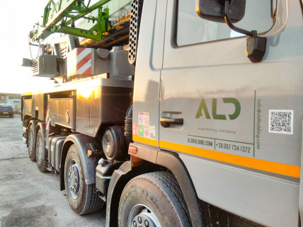 In the plans of the company "ALD" replenishment of its own fleet of ...